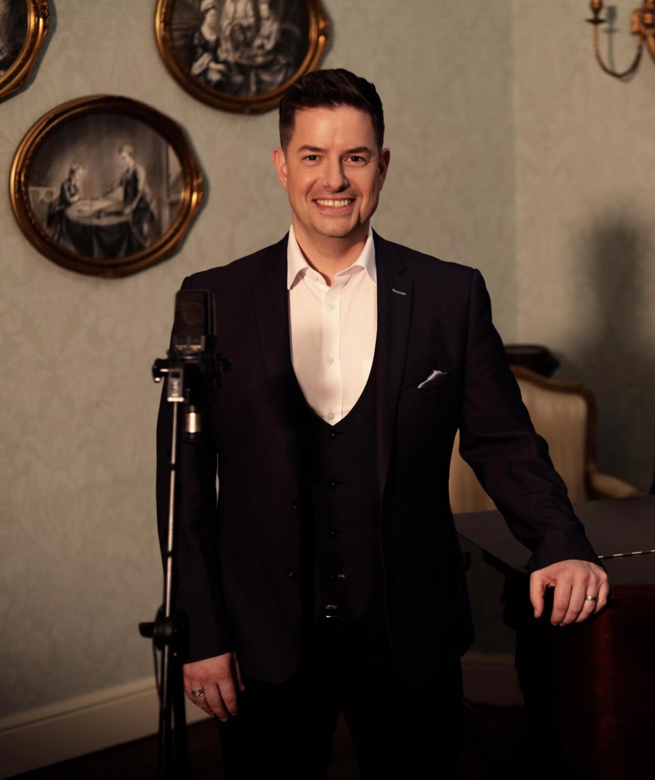 Wedding Bands Ireland | Top Wedding Music - Simon Casey